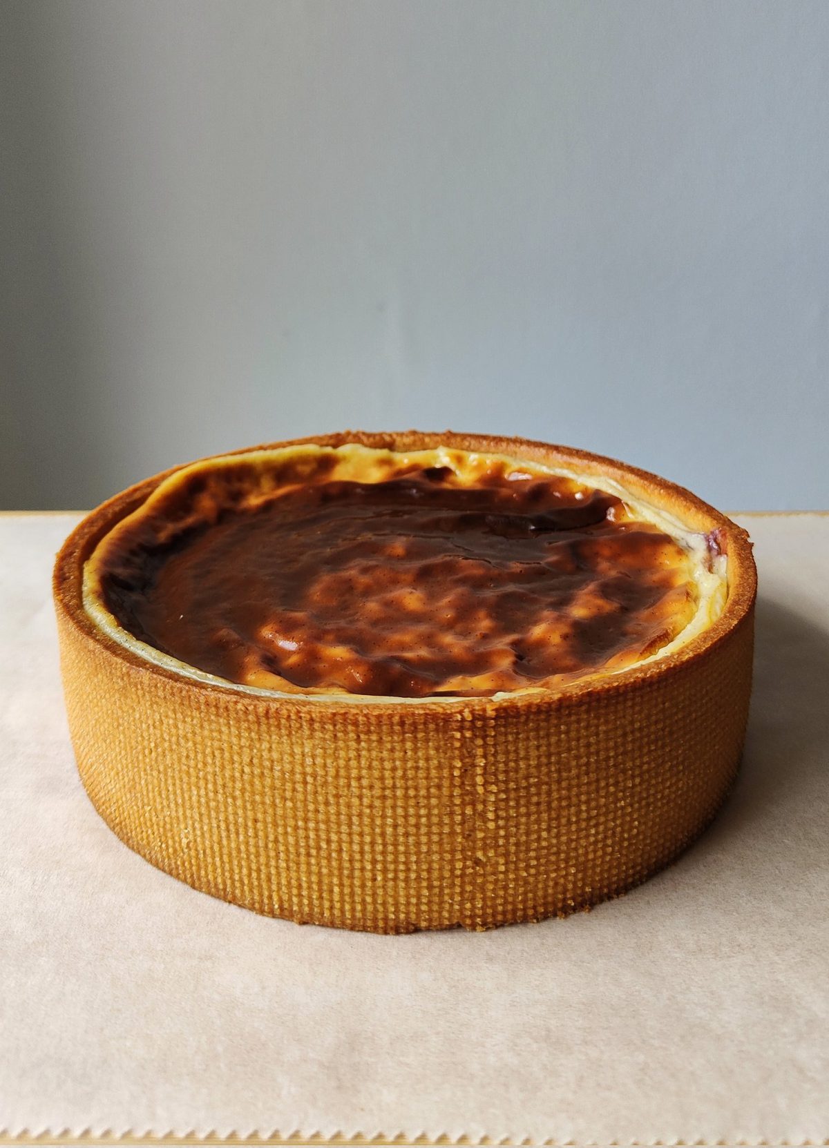 Flan Pâtissier vanille et insert framboise-hibiscus | Luna Pâtisse